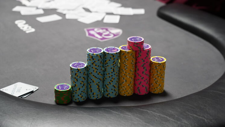 Poker ICM – Using the Independent Chip Model In Tournaments