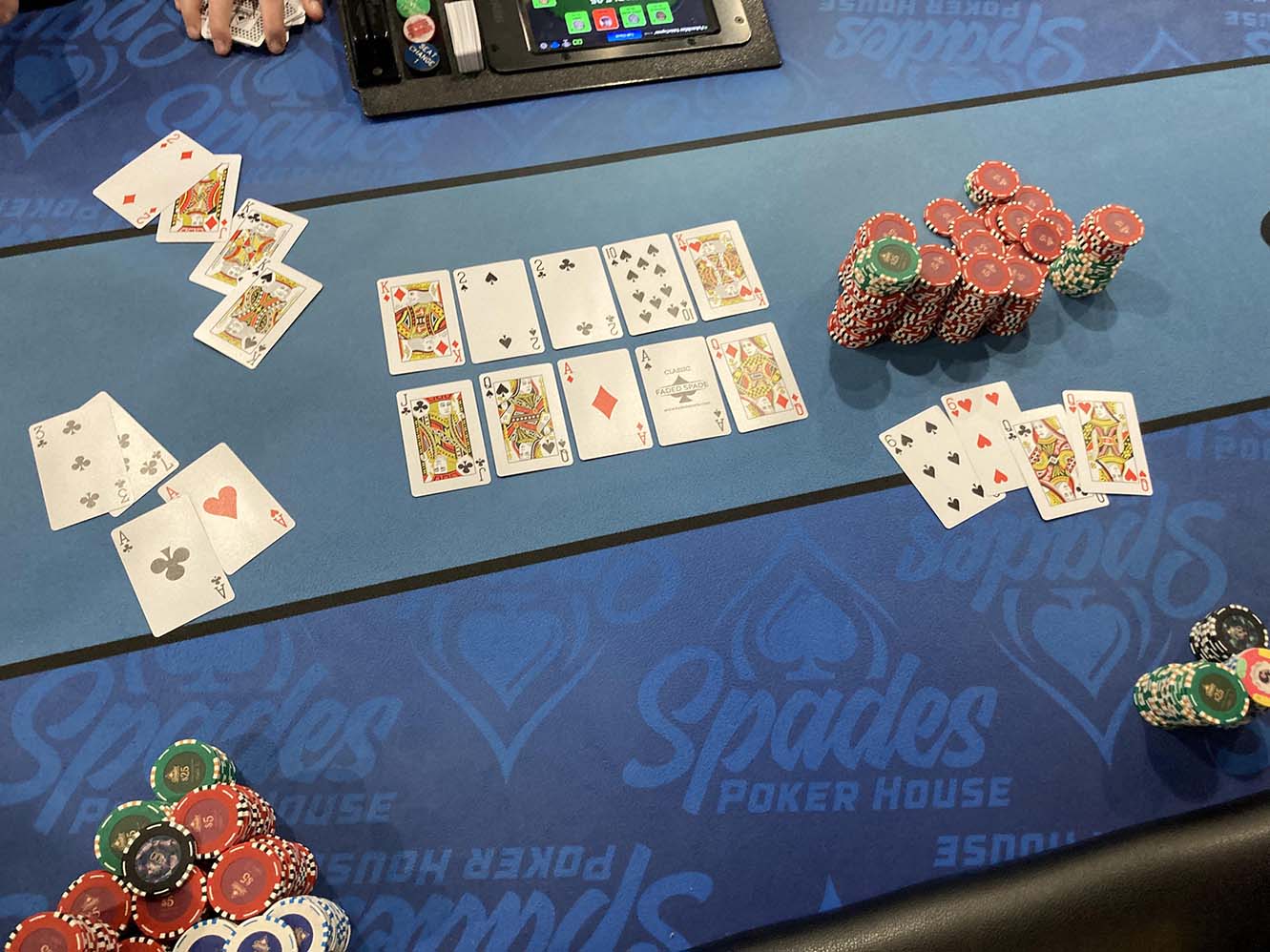 How to Adjust Your Strategy When Playing Bomb Pots