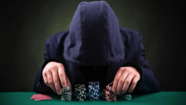 What Is The Difference Between Trips vs Sets?